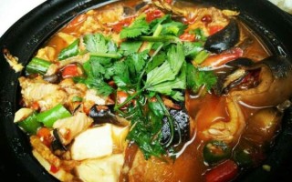 鲶鱼炖豆腐汤怎么做_鲶鱼豆腐汤的家常做法