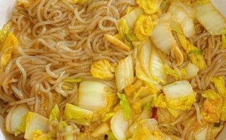 小白菜炖粉条怎么做好吃_小白菜炖粉条的家常做法