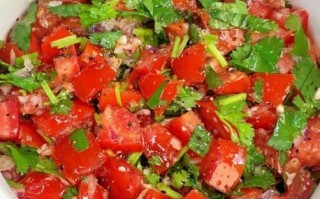 自制番茄酱减脂沙拉怎么做_减脂期能吃番茄酱吗