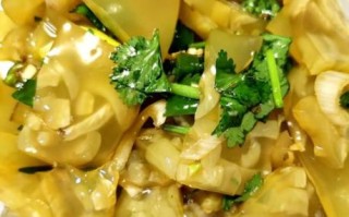 猪皮冻子怎么做才好吃_猪皮冻子怎么去除腥味