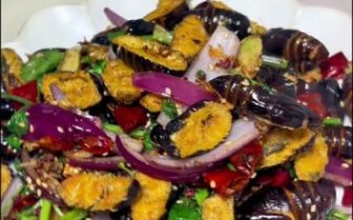 韭菜炒蚕蛹怎么做_韭菜炒蚕蛹家常做法