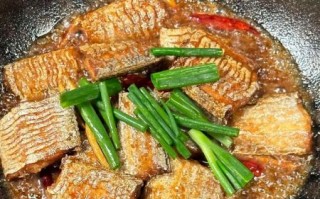 带鱼怎么烧不腥_家常烧带鱼做法