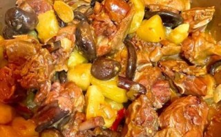 鸭腿炖土豆怎么做_鸭腿炖土豆要焯水吗