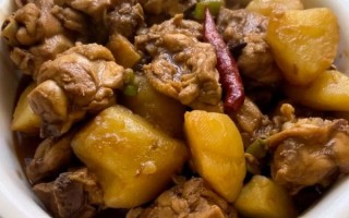 炖小鸡腿的家常做法_怎么炖才入味