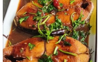 红烧鲅鱼块怎么做_红烧鲅鱼块先煎还是先炖