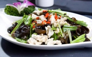 黑桃仁拌木耳能降血压吗_黑桃仁拌木耳怎么吃最养肾