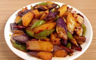 地三鲜是哪个省份的特色菜_东北地三鲜做法