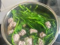 羊肉汆丸子怎么做_羊肉丸子汤的家常做法