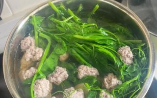 羊肉汆丸子怎么做_羊肉丸子汤的家常做法