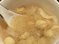 白木耳莲子汤的功效与禁忌_孕妇能吃吗