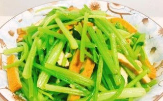 芹菜怎么腌制好吃_芹菜腌制多久才入味