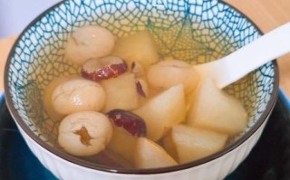煮梨水用哪种梨最好_雪梨和鸭梨哪个更适合