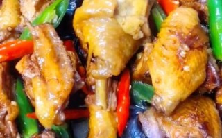 青椒炒鸡怎么做最好吃_青椒炒鸡先炒鸡还是先炒青椒