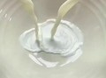 自制冰淇淋粉简单做法_不用冰淇淋机怎么做