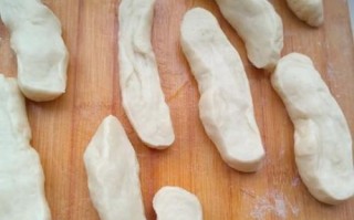 家庭麻花怎么做_家庭麻花配方比例