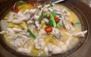 泡椒田鸡怎么做_泡椒田鸡正宗做法