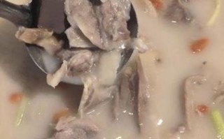 羊肉汤怎么做没有膻味_羊肉汤去膻味的方法