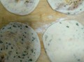葱花烙饼怎么做_家常葱花烙饼的做法步骤