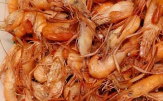 水煮河虾怎么做好吃_水煮河虾要不要焯水