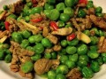新鲜豌豆怎么做好吃_新鲜豌豆的家常做法大全