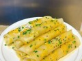 鸡蛋饼怎么做_鸡蛋饼怎么和面不结块