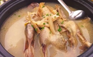 笋干老鸭煲怎么做_笋干老鸭煲要焯水吗