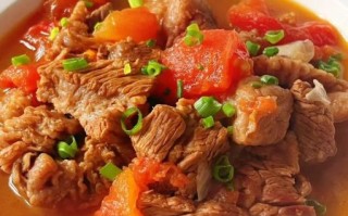 西红柿烧牛腩怎么烧好吃_西红柿牛腩做法窍门
