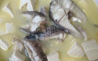 黑鱼汤怎么煮不腥_黑鱼汤的做法步骤详解