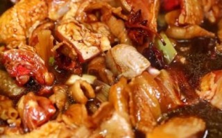 铁锅柴鸡怎么做_铁锅柴鸡哪里最正宗