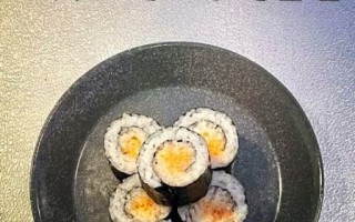 寿司怎么卷起来_寿司卷法步骤详解