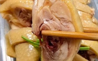 白斩鸡怎么煮才嫩_白斩鸡焯水还是冷水下锅