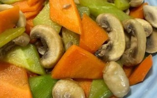 口蘑菇怎么炒好吃又简单_口蘑菇炒几分钟才熟