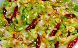 酸辣包菜怎么做好吃_酸辣包菜的家常做法