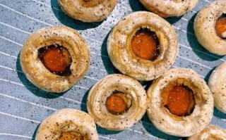 小头白蘑菇怎么做好吃_小头白蘑菇的家常做法