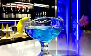 蓝色玛格丽特鸡尾酒做法_蓝色玛格丽特鸡尾酒配方