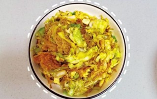 包菜炒粉丝怎么不粘锅_包菜炒粉丝要不要焯水