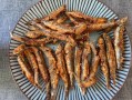 干炸小鱼怎么做好吃_干炸小鱼酥脆不腥的秘诀