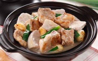 香芋煲怎么做好吃_香芋煲的做法大全
