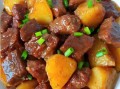 土豆烧牛肉的家常做法_土豆烧牛肉最正宗的做法