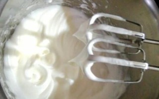 蛋清打发可以直接吃吗_生蛋清安全吗