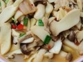 鸡腿菇炒肉怎么做_鸡腿菇炒肉的家常做法