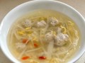 萝卜素丸子汤怎么做_萝卜丸子汤的家常做法