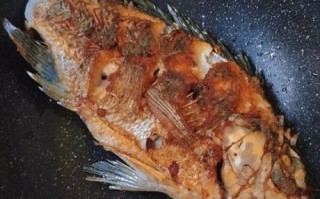 油炸飘香鱼怎么做_外酥里嫩秘诀
