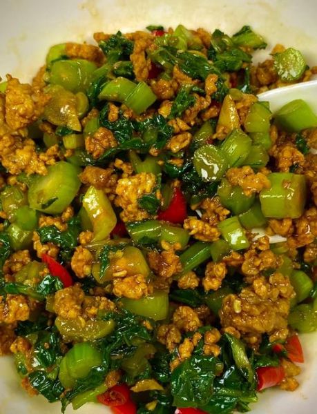 青菜炒肉丝怎么做_青菜炒肉丝先炒肉还是先炒青菜-第2张图片-山城妙识 青菜炒肉丝怎么做_青菜炒肉丝先炒肉还是先炒青菜-第2张图片-山城妙识