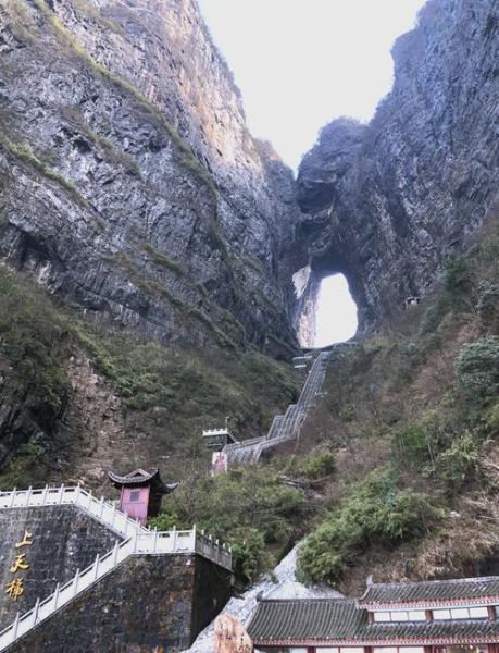 玻璃栈道门票多少钱_玻璃栈道安全吗-第2张图片-山城妙识 玻璃栈道门票多少钱_玻璃栈道安全吗-第2张图片-山城妙识