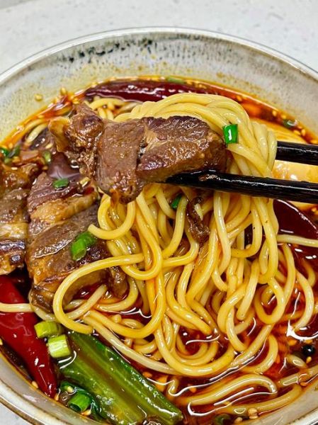红烧牛肉面怎么做_红烧牛肉面需要炖多久-第2张图片-山城妙识 红烧牛肉面怎么做_红烧牛肉面需要炖多久-第2张图片-山城妙识