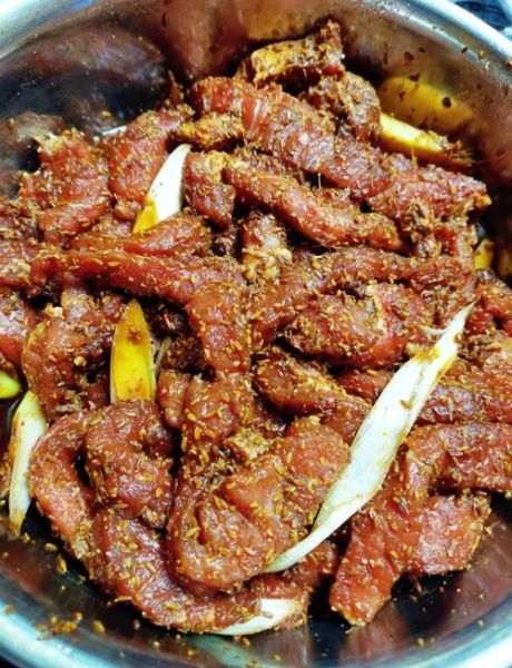 孜然牛肉怎么做_孜然牛肉做法步骤详解-第1张图片-山城妙识 孜然牛肉怎么做_孜然牛肉做法步骤详解-第1张图片-山城妙识