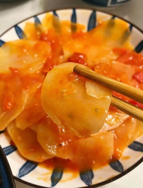 土豆炒西红柿怎么做_土豆炒西红柿先炒哪个-第1张图片-山城妙识 土豆炒西红柿怎么做_土豆炒西红柿先炒哪个-第1张图片-山城妙识