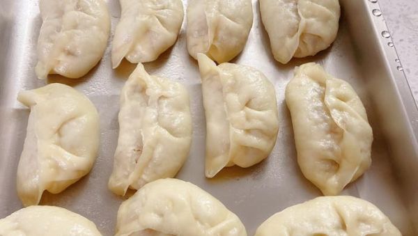 发面饺子怎么和面_发面饺子蒸多久才熟-第1张图片-山城妙识 发面饺子怎么和面_发面饺子蒸多久才熟-第1张图片-山城妙识
