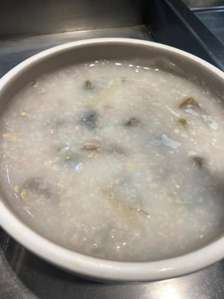 皮蛋瘦肉粥怎么做_皮蛋瘦肉粥做法视频-第2张图片-山城妙识 皮蛋瘦肉粥怎么做_皮蛋瘦肉粥做法视频-第2张图片-山城妙识
